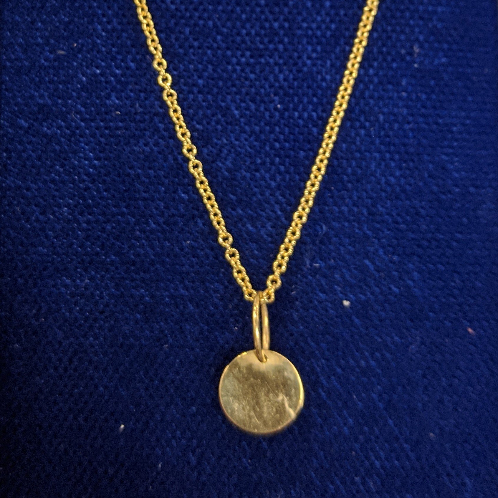 9ct Yellow Gold Disc Pendant & Chain - Howells Jewellers