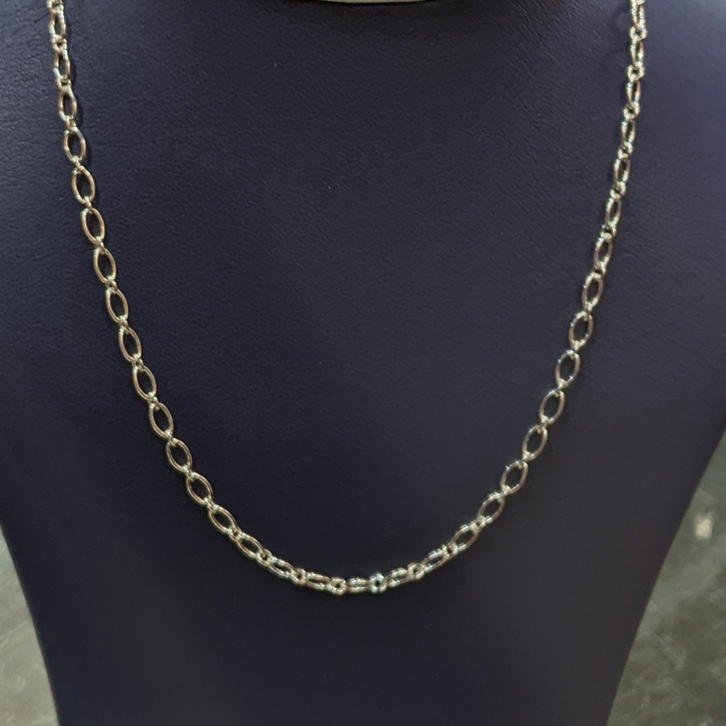Sterling Silver 18" Oval Trace Chain - Howells Jewellers